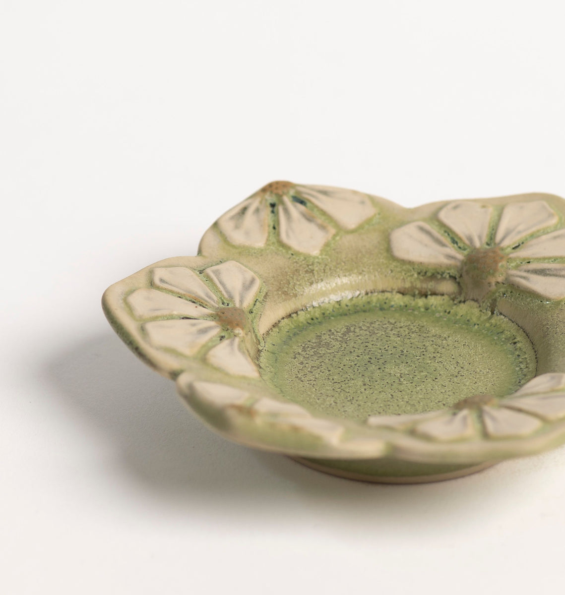 Hand-Thrown Jewelry Dish No. 1 – Rookwood Pottery