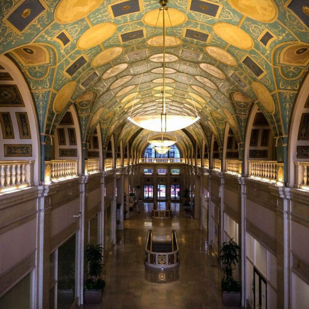 Cincinnati: A Great American City Roars Back – Rookwood Pottery